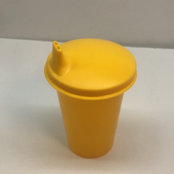 Tupperware | Kitchen | Tupperware Bell Tumblers With Domed Sipper Seals ...
